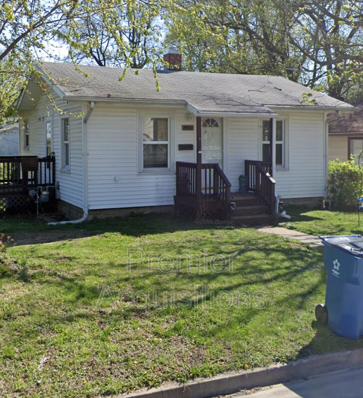 500 Porter St, Alton, IL 62002 - House Rental in Alton, IL | Apartments.com