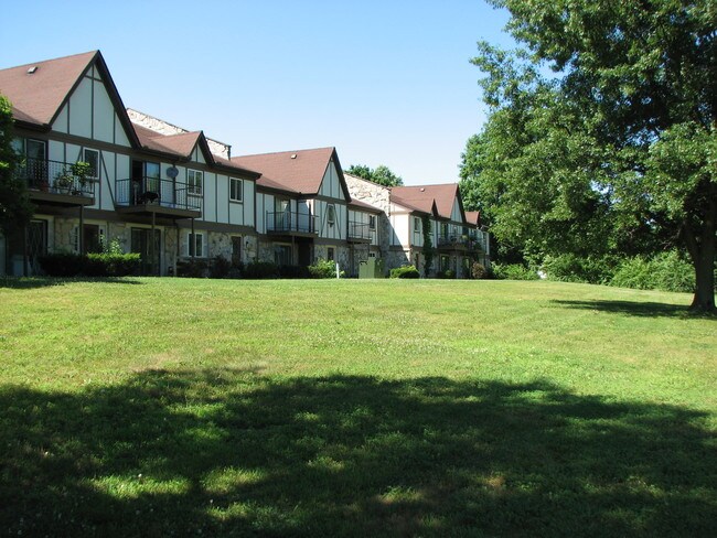 GOLFVIEW Apartments - Bristol, IN | Apartments.com