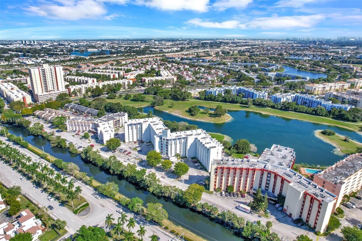 9682 Fontainebleau Blvd Unit 306, Miami, FL 33172 - Condo for Rent in ...