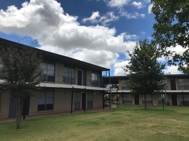 Country Club View Apartments Apartments - Lawton, OK | Apartments.com