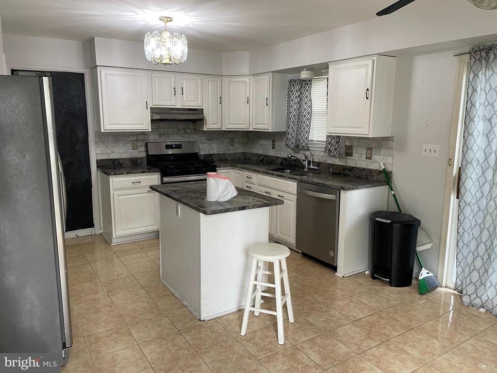 6375 Waterloo Rd, Elkridge, MD 21075 - House Rental in Elkridge, MD ...