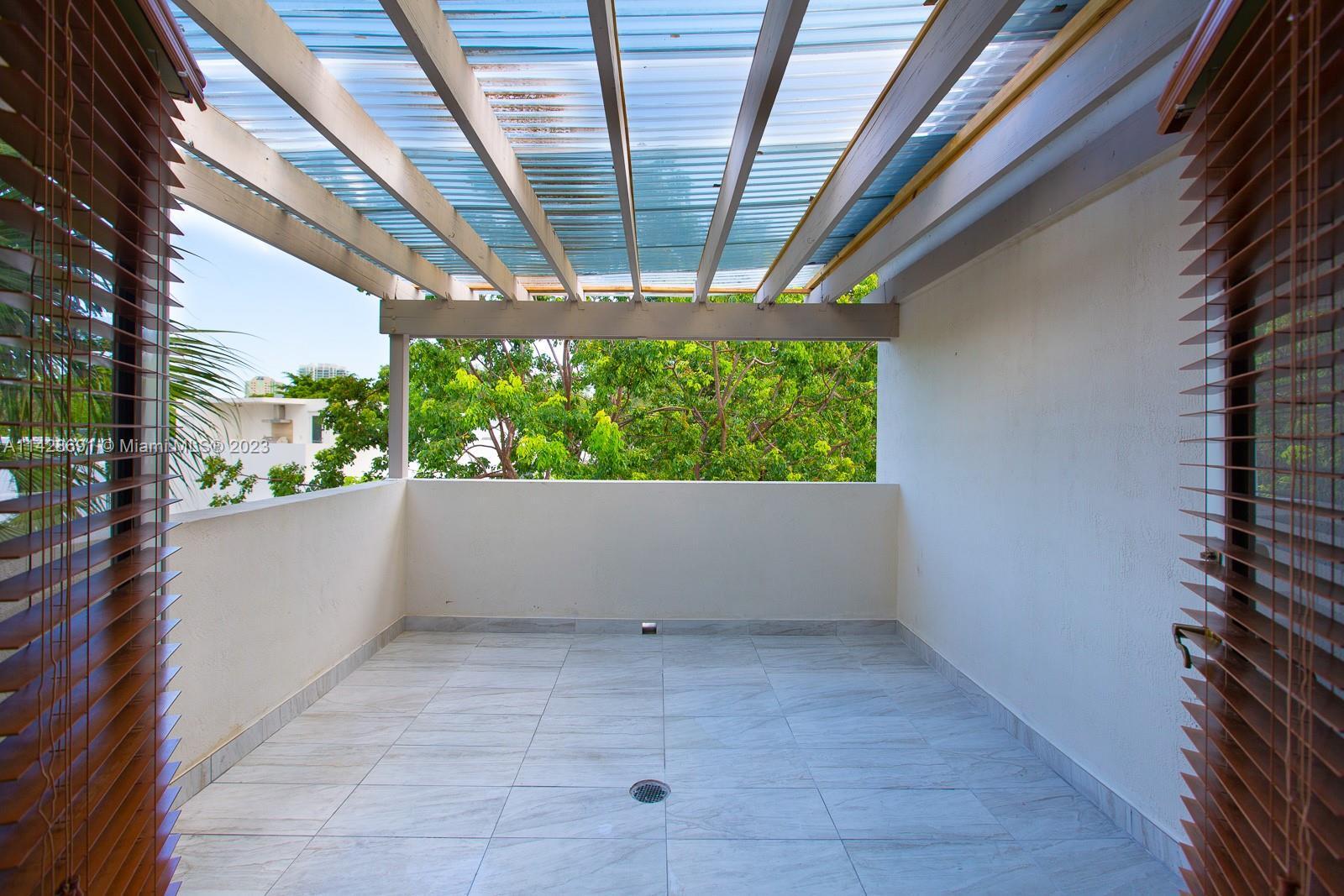 2913 Sw 30Th Ct, Coral Gables, FL 33133 - Townhome Rentals in Coral ...