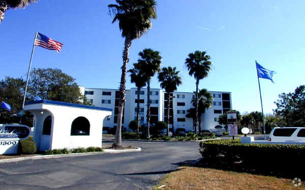 Lakeshore Club Rentals - Winter Haven, FL | Apartments.com