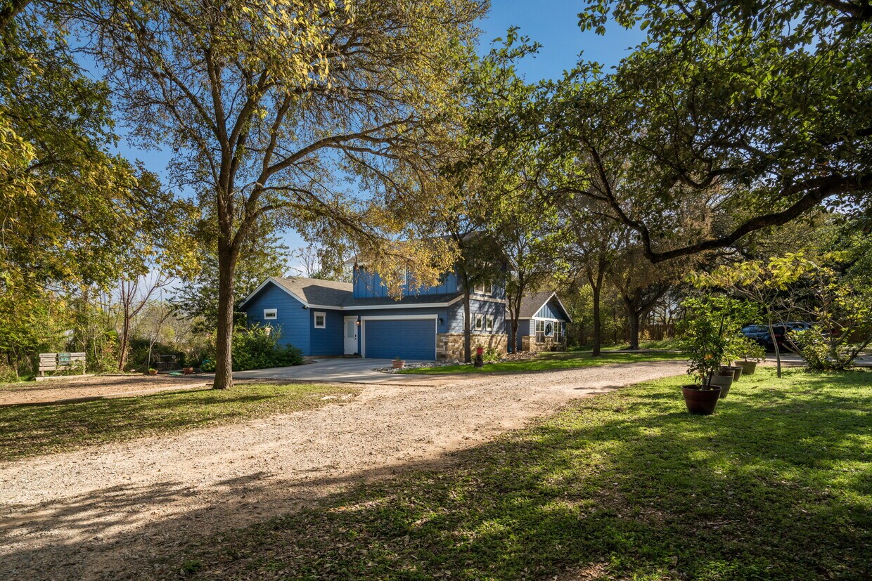 12749 Johnson Ln Unit Loft, Manchaca, TX 78652 - 12749 Johnson Ln ...