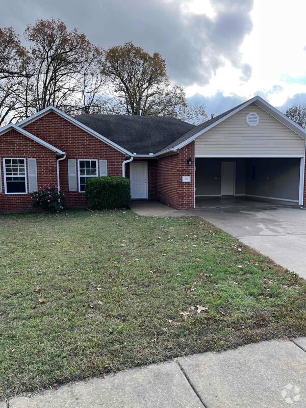 Pioneer Woods Houses for Rent - Gentry, AR