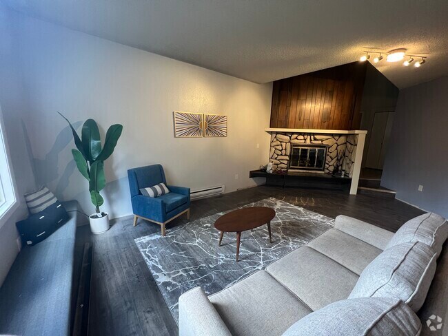 Woodside East Student Apartments for Rent - Anchorage, AK - 1 Rentals ...