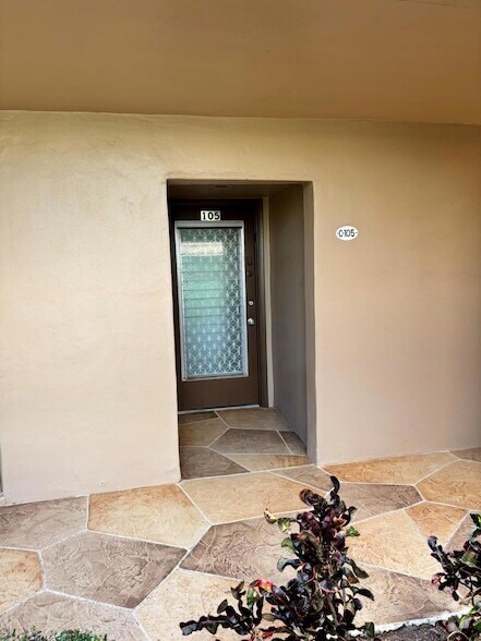 Kings Point Normandy Apartments for Rent with a Walk-In Closet - Delray ...