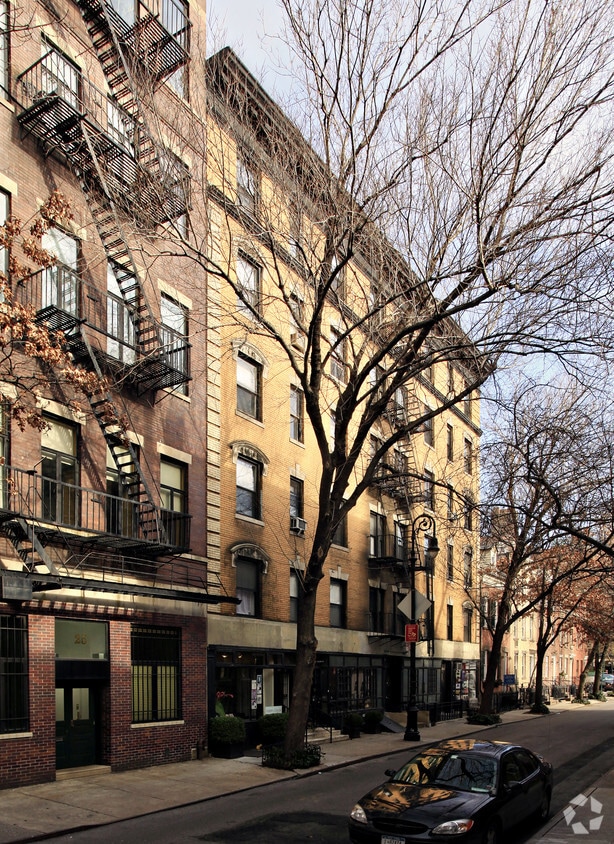 19-23 Commerce St, New York, NY 10014 - Apartments in New York, NY ...