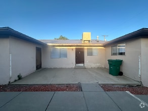 Lee Acres NM Condos for Rent