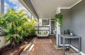 Crosspointe Community Gated Apartments for Rent - Honolulu, HI ...