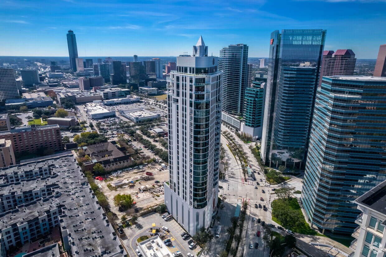 Astoria - 1409 Post Oak Blvd Houston, TX 77056 | Apartments.com