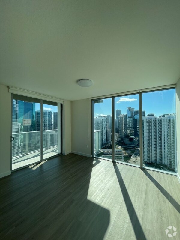 Downtown Miami Historic District Apartments for Rent with a Garage - Miami, FL - Updated Today ...