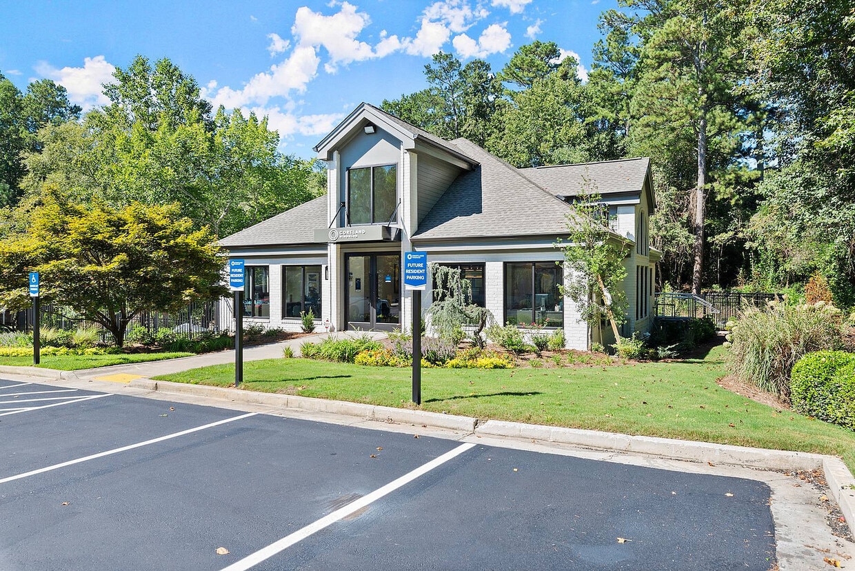 The Windward - 905 Lake Union Hill Way Alpharetta, GA 30004 ...