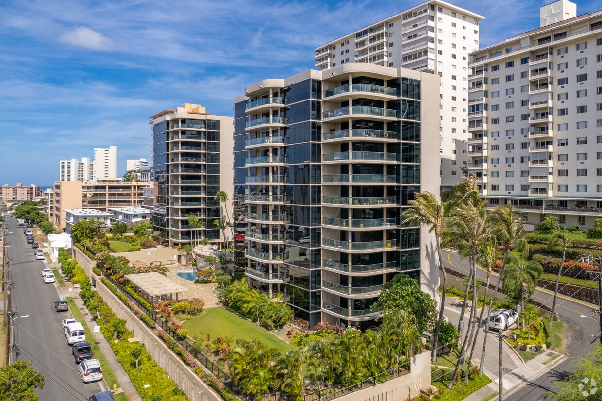 1015 Wilder Ave, Honolulu, HI 96822 - Apartments in Honolulu, HI ...
