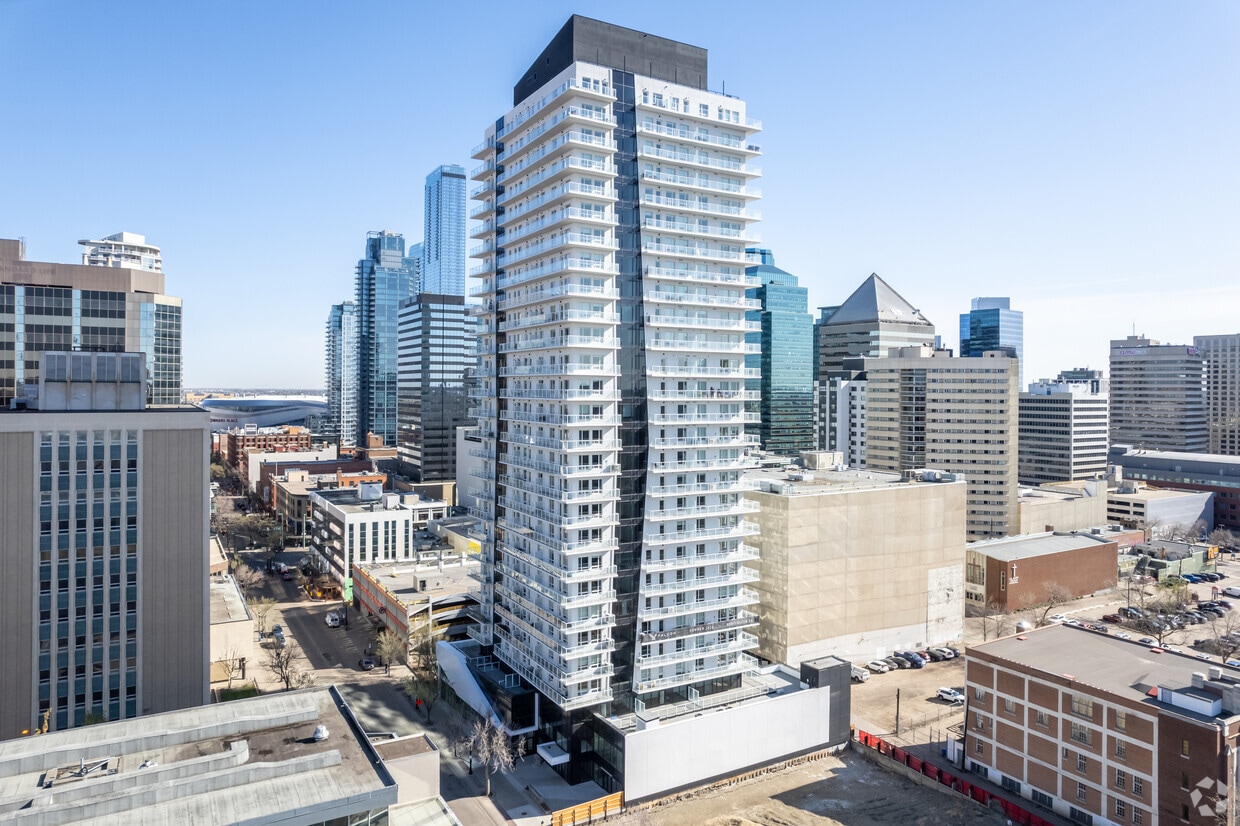 Falcon Towers Apartments - 10023 104 St Nw Edmonton, AB | Apartments.com