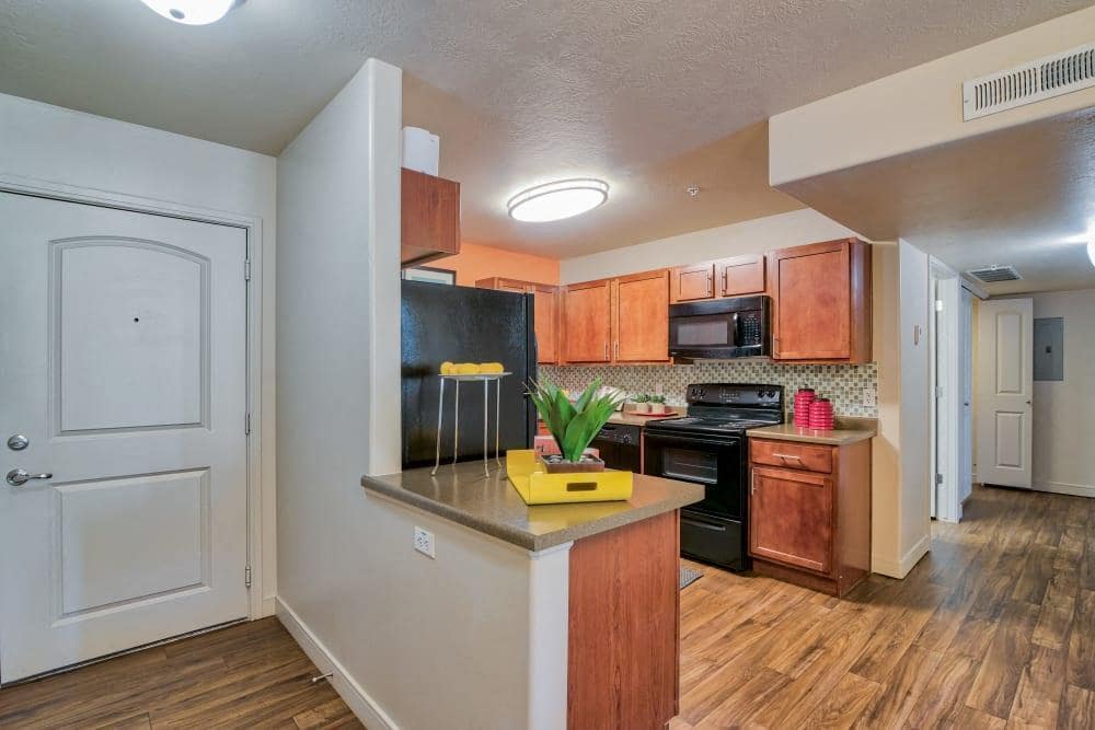 Meadowbrook Station Apartments - 3994 S Howick St Salt Lake City, UT ...