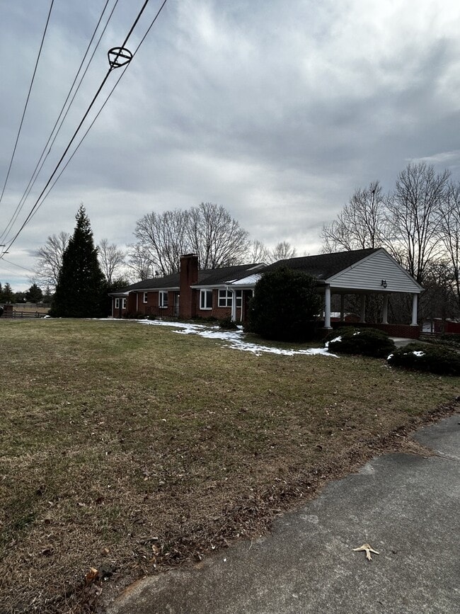 6705 Everett Rd, Forest, VA 24551 - House Rental in Forest, VA ...