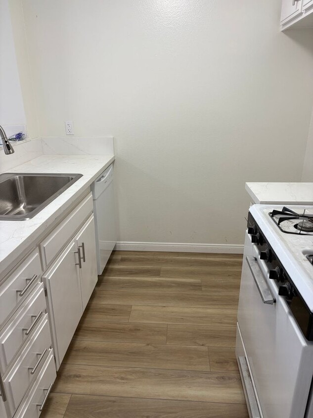 4882 Rudder Dr Unit 2, Huntington Beach, CA 92649 - Room for Rent in ...