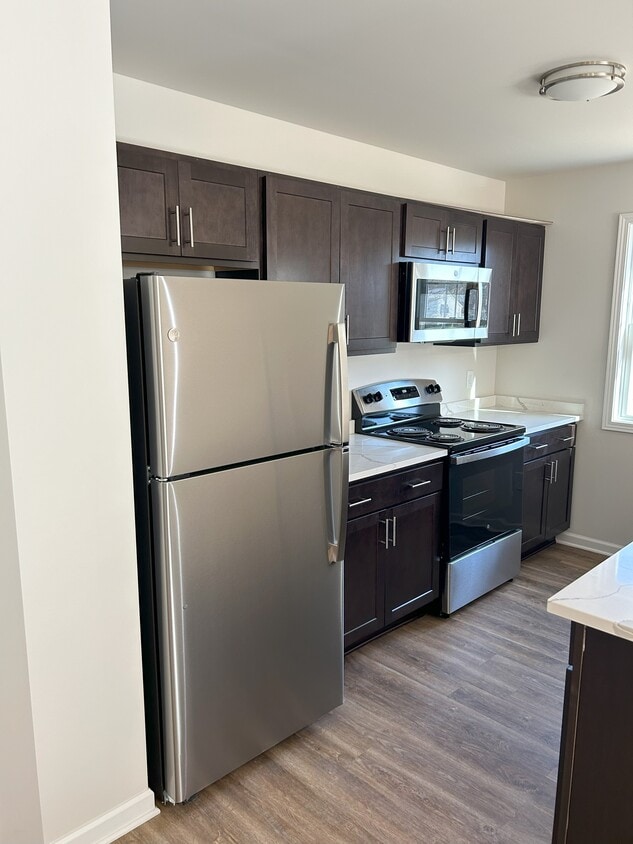 Woodside Place Townhomes for Rent - Alden, NY | Apartments.com