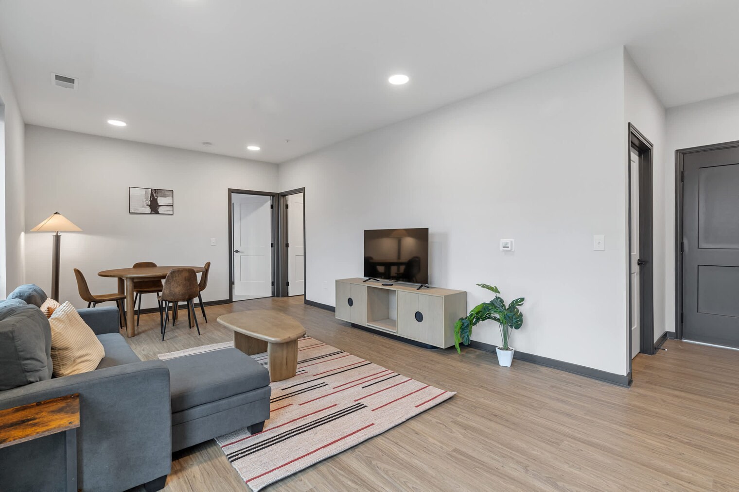 423 E Michigan St Unit SI ID1032097P, Indianapolis, IN 46204 ...