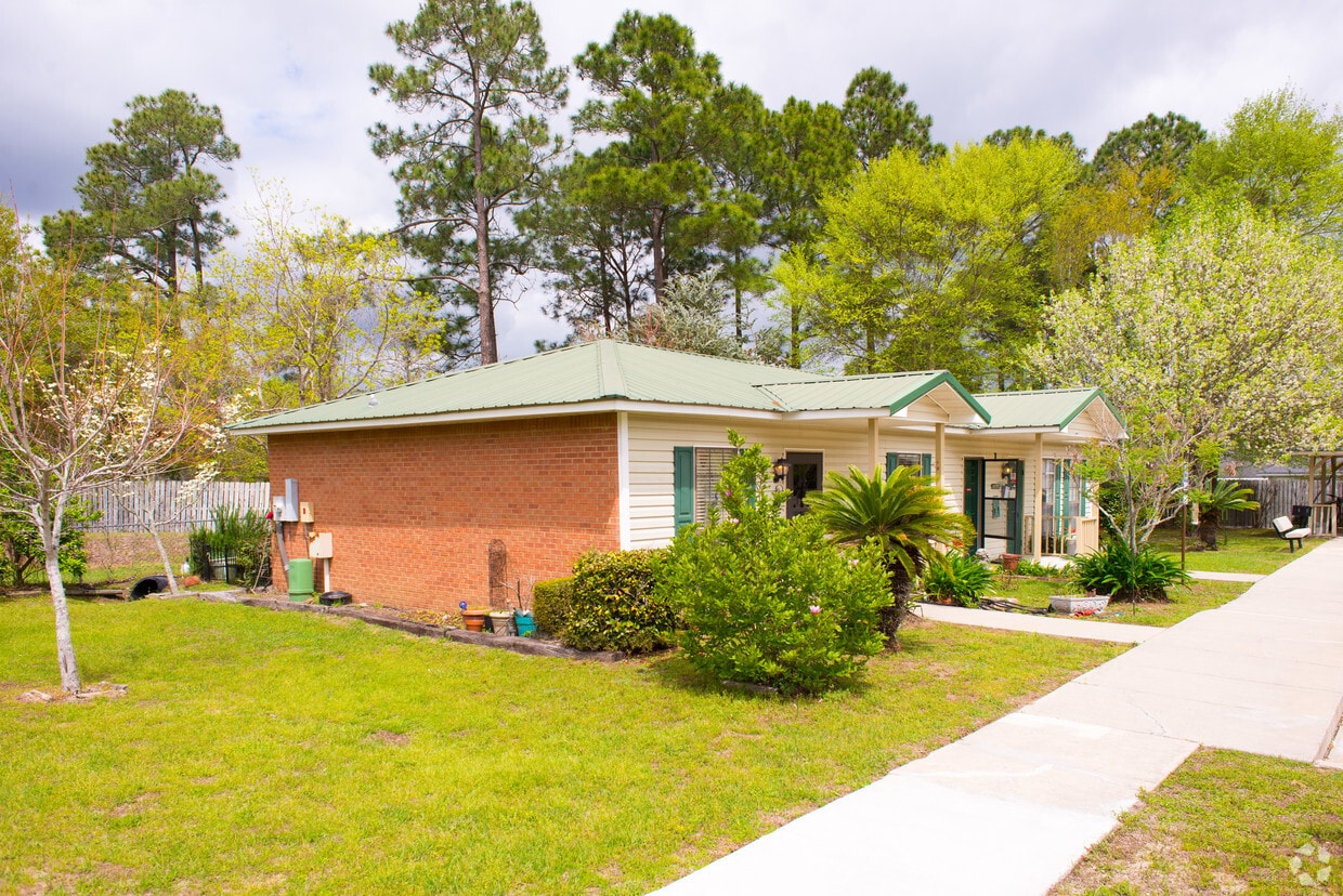 Bayview Estates - 24598 Gulf Bay Rd Orange Beach, AL 36561 | Apartments.com