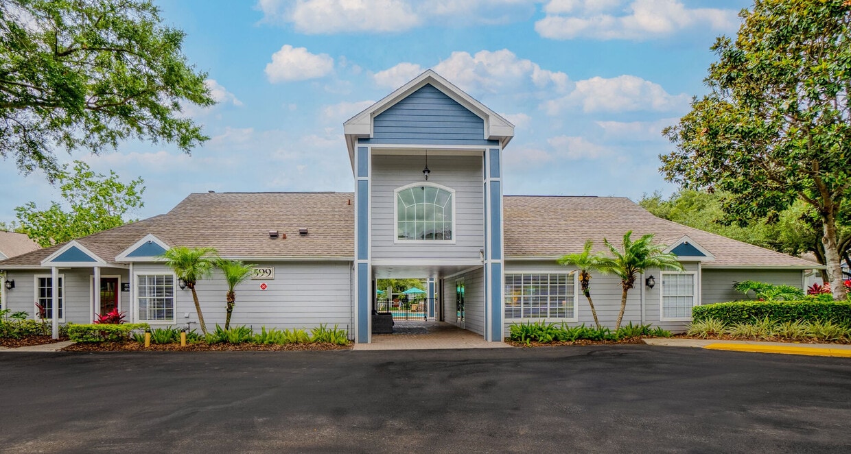 The Crest at Altamonte - 599 Calibre Crest Pky Altamonte Springs, FL ...