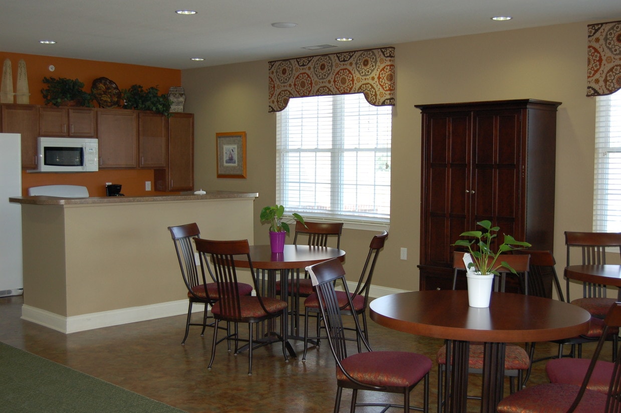 Reflections I - 346 N Blue Rd Greenfield, IN 46140 | Apartments.com