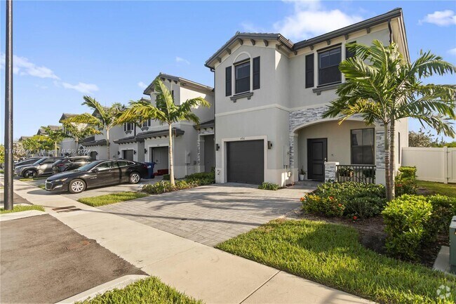 Best Luxury Andover Apartments for Rent - Miami, FL - Updated Today ...