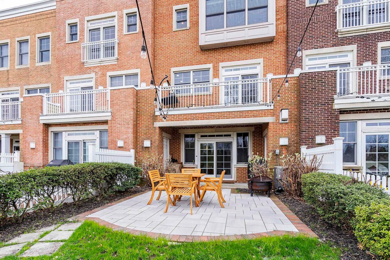 38 Constitution Way Unit 38, Jersey City, NJ 07305 - Condo for Rent in ...