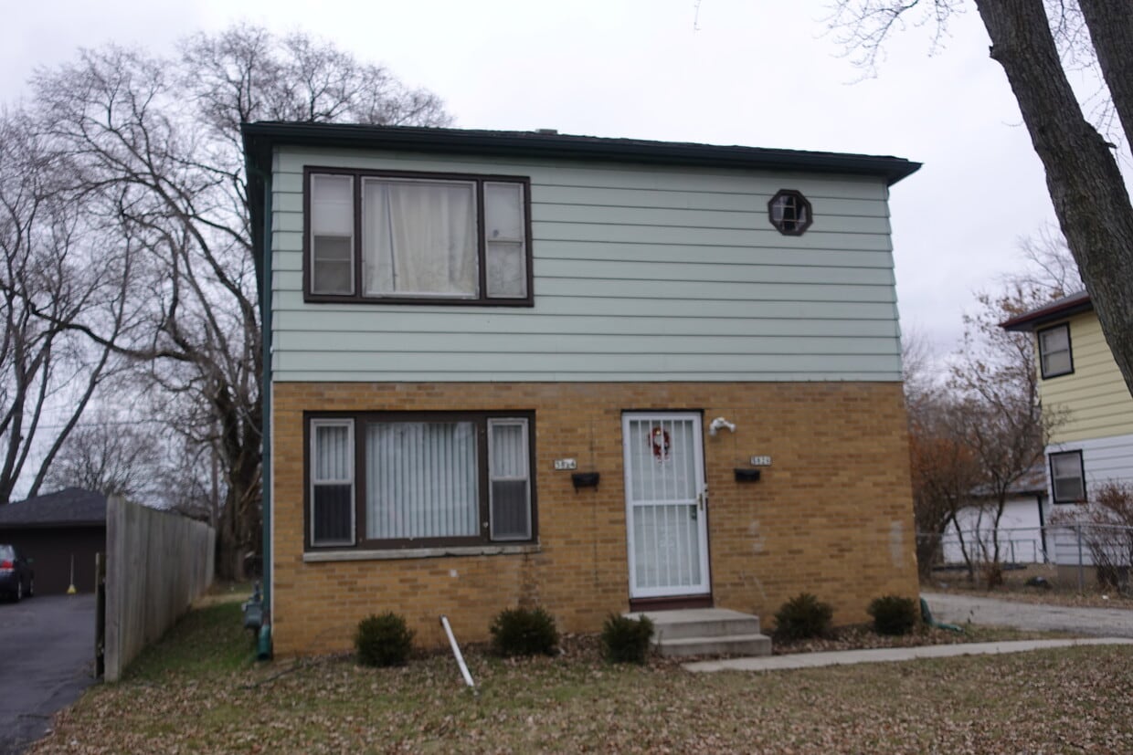 5824-26 N 83rd St, Milwaukee, WI 53218 - Townhome Rentals in Milwaukee ...