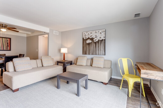 SouthRidge Apartments - Kansas City, KS | Apartments.com