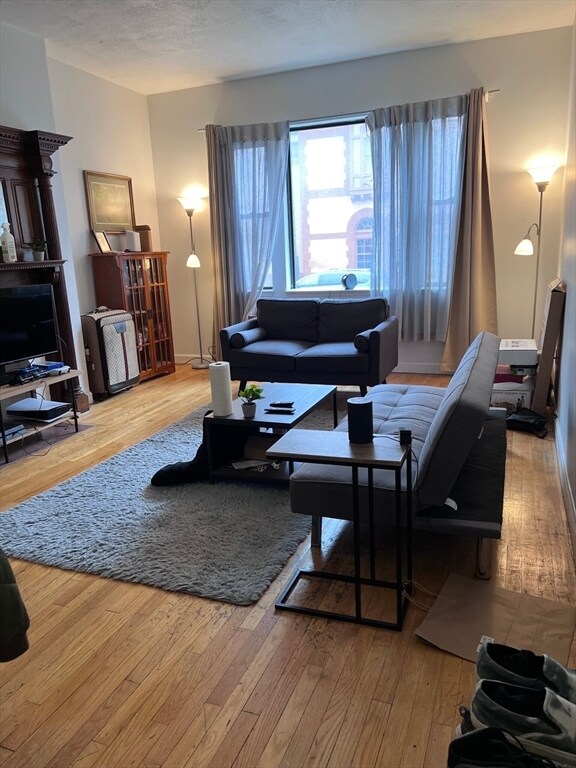 59 Hemenway St Unit 2, Boston, MA 02115 - 59 Hemenway St Boston, MA ...