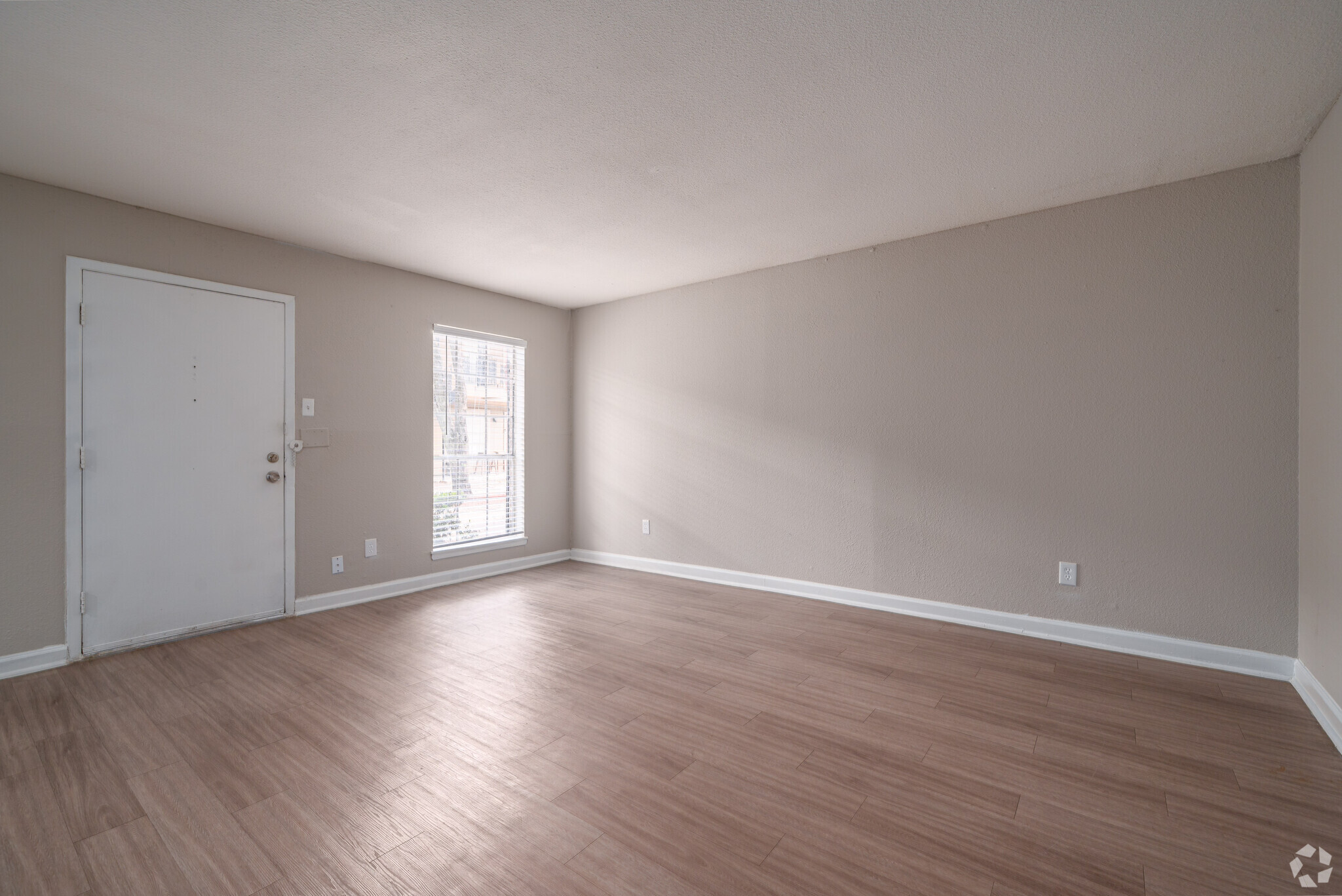 8601 Broadway - 8601 Broadway St Houston, TX 77061 | Apartments.com
