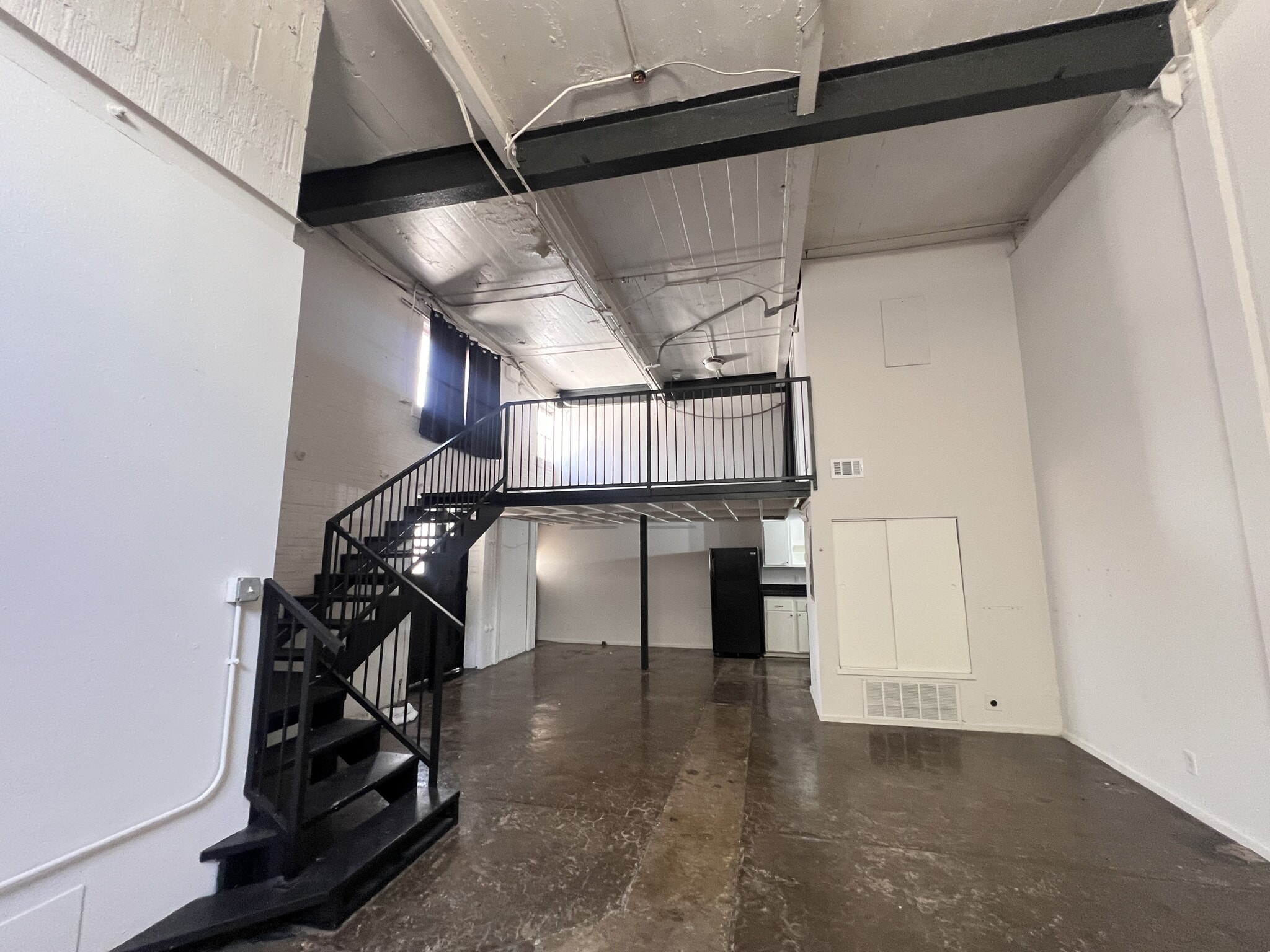 Harwood Lofts - 2501 S Harwood St Dallas, TX 75215 | Apartments.com