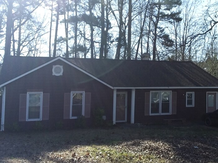 827 Greenhedge Way, Stone Mountain, GA 30088 - House Rental in Stone ...