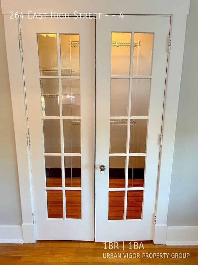 264 E High St Unit 4, Lexington, KY 40507 - Room for Rent in Lexington ...