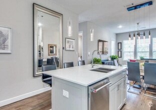 Addison Circle Park Apartments for Rent - Addison, TX - 267 Rentals ...