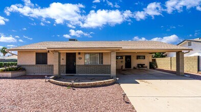 Country Ridge Apartments for Rent with Hardwood Floors - Phoenix, AZ ...