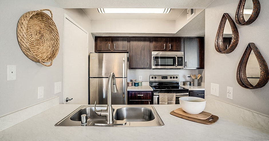 Bella Solara Apartment Homes - 7101 Smoke Ranch Rd Las Vegas, NV 89128 ...