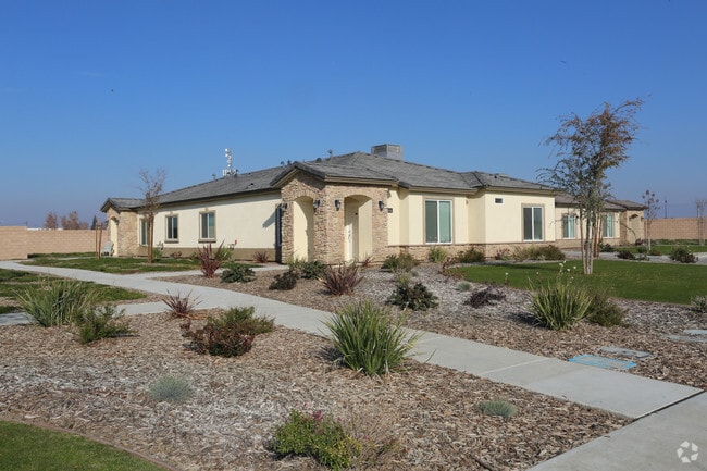Sierra Terrace East Rentals - Bakersfield, CA | Apartments.com