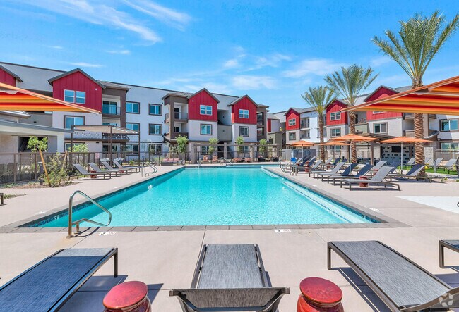 Paseo Pointe Apartments for Rent with a Walk-In Closet - Phoenix, AZ ...