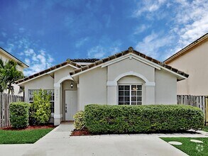 Precious Homes at Lakes by the Bay Apartments under $1,500 - Cutler Bay ...