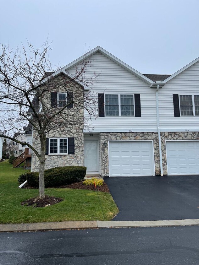 102 Jules Dr, State College, PA 16801 - House Rental in State College ...