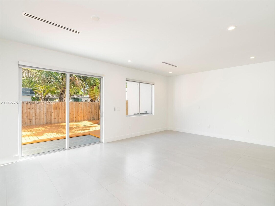 809 SE 14th St, Fort Lauderdale, FL 33316 - Townhome Rentals in Fort ...