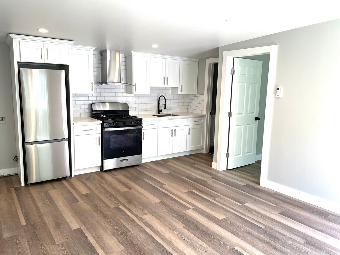 1421 S Bonnie Brae St Unit 1419 and One Quarter, Los Angeles, CA 90006 ...