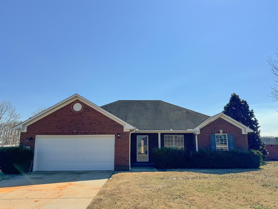 110 Cypress Dr, Decatur, AL 35603 - House Rental in Decatur, AL ...