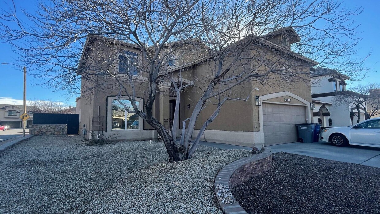 11012 Ray Mena Ln, El Paso, TX 79934 - House Rental in El Paso, TX ...