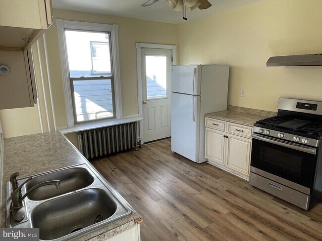 612 Lincoln Hwy E, Coatesville, PA 19320 - House Rental in Coatesville ...