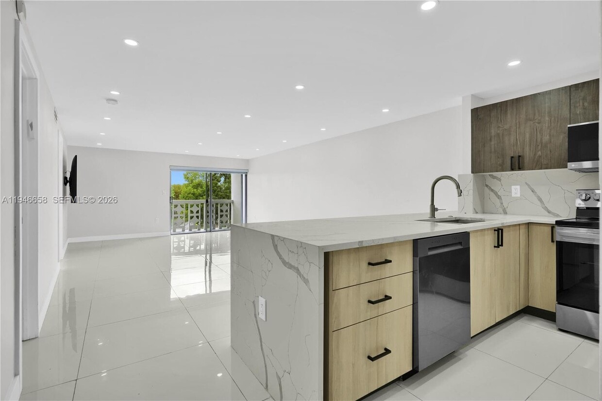 4141 Nautilus Dr Unit 3F, Miami, FL 33140 - Condo for Rent in Miami, FL ...