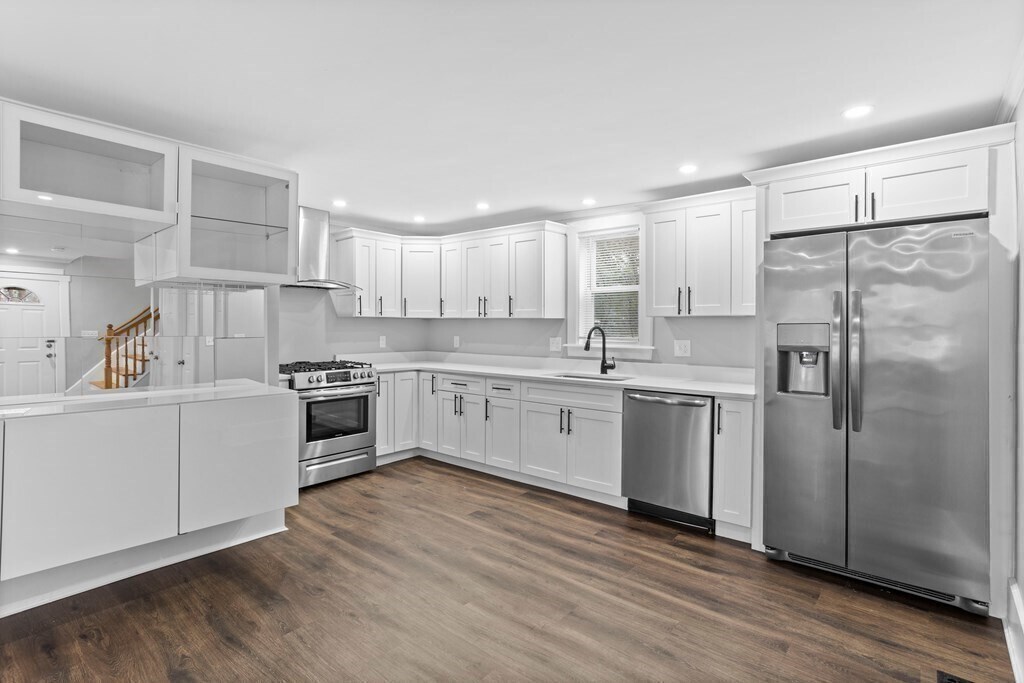 9 Draper St, Canton, MA 02021 - Townhome Rentals in Canton MA ...